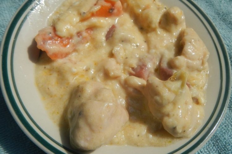 Easy Chicken Pastel Recipe (A traditional savory casserole dish)