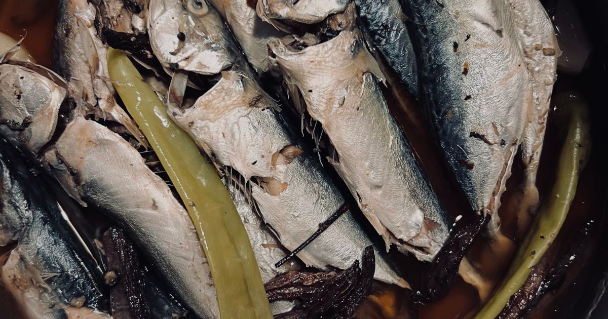 Sinaing na Galunggong: Easy Filipino Recipe